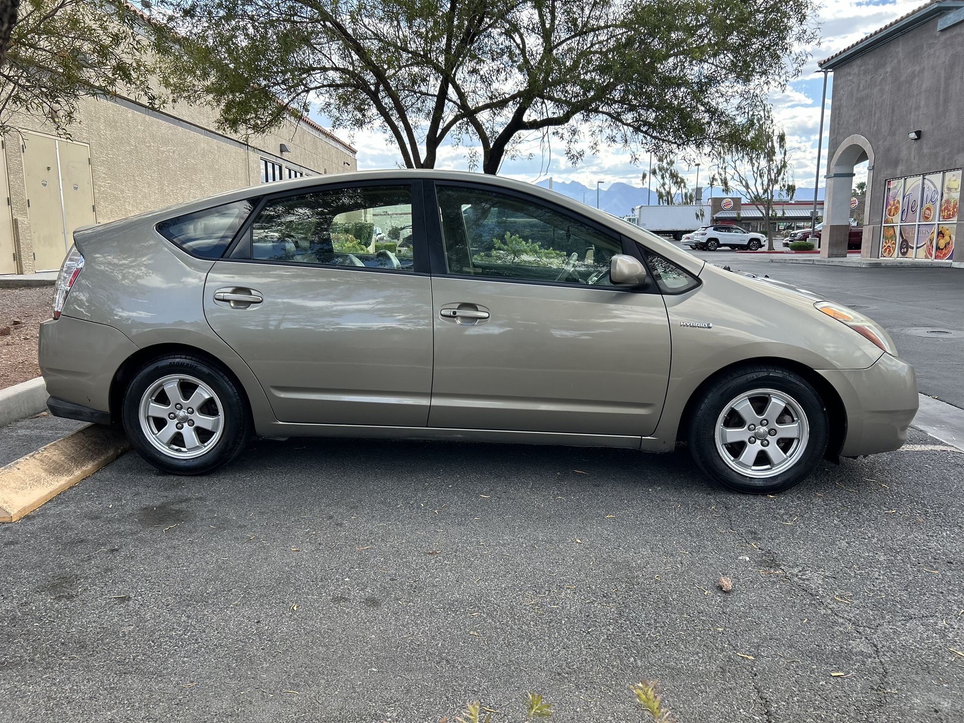 2007 Toyota Prius for Sale in Las Vegas, NV - OfferUp