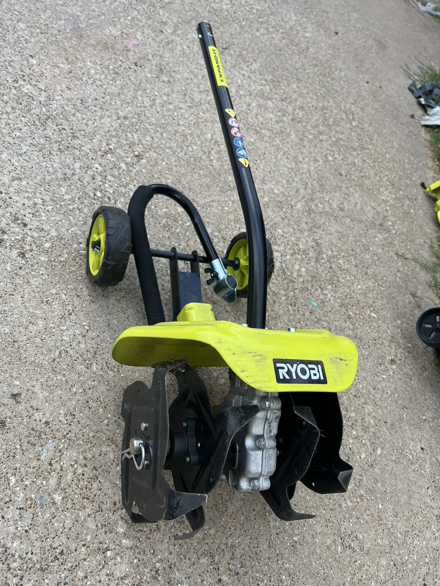 Ryobi Tiller for Sale in Irving, TX - OfferUp