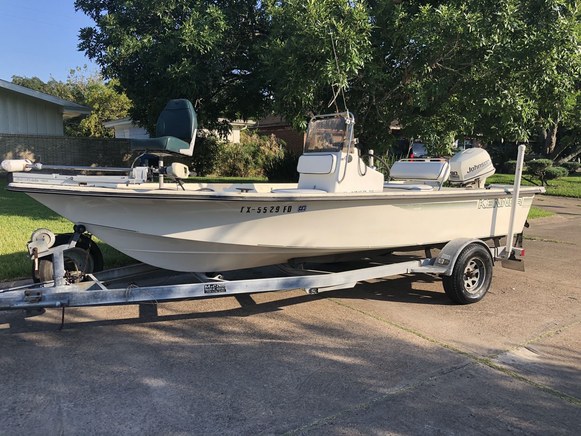 length overall (LOA): 18 propulsion type: power 1999 Kenner 18FT Center ...