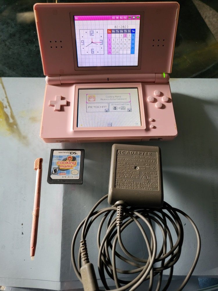 Nintendo DS Lite. Pink for Sale in Vancouver, WA - OfferUp