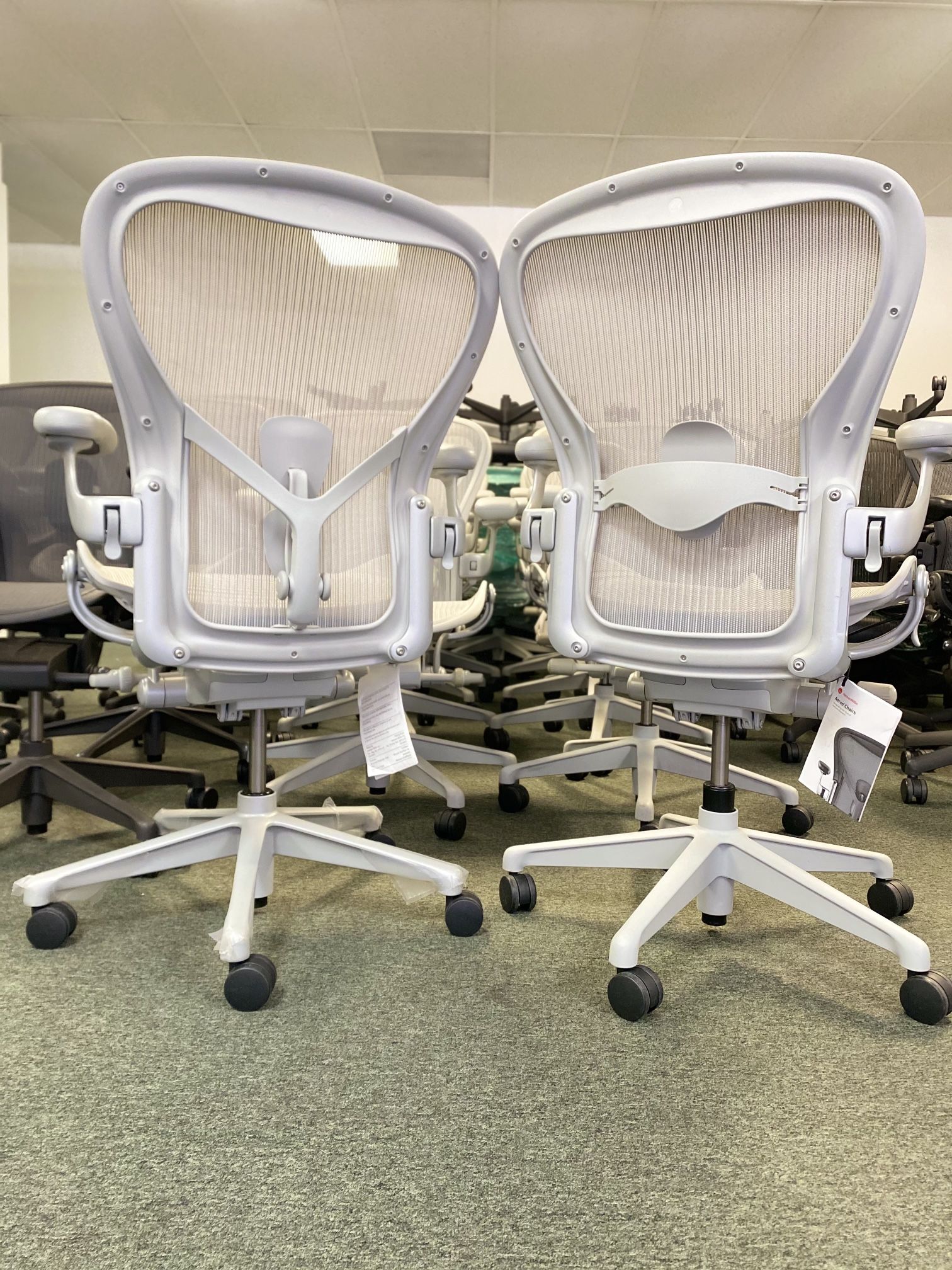 NEW HERMAN MILLER REMASTERED AERON!!! FULLY LOADED!!! MANY AVAILABLE ...