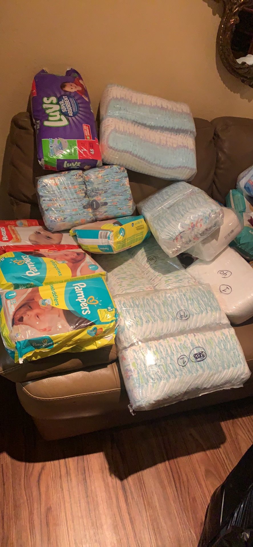Pampers Huggies luvs generic brands for Sale in San Antonio, TX - OfferUp