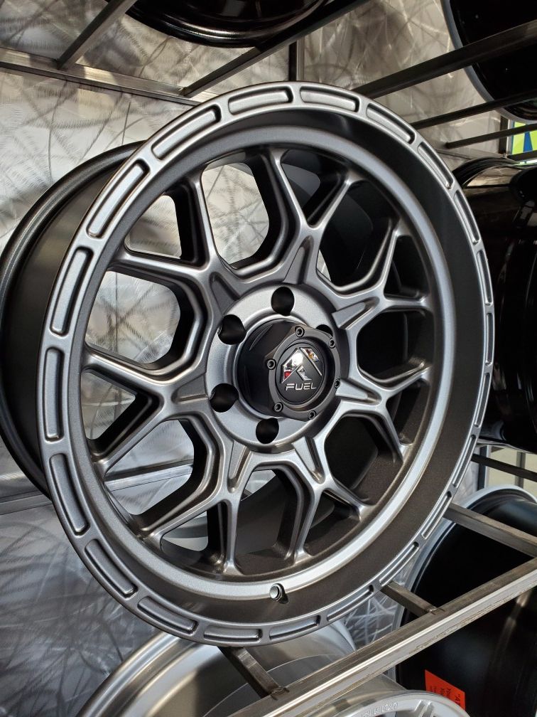 20x9 or 20x10 fuel tech wheels D672 fits wrangler silverafo f150 Sierra ...