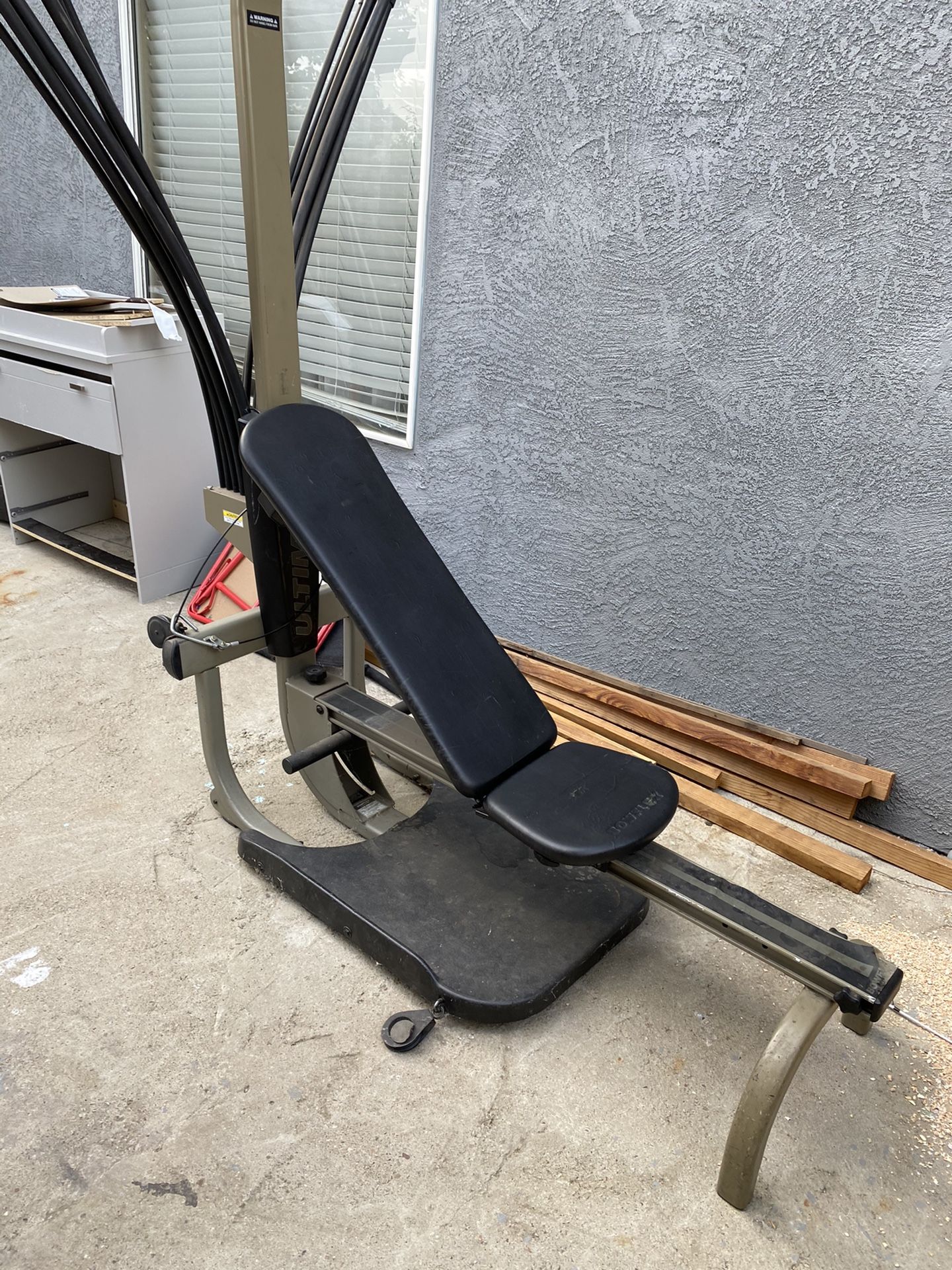 Bowflex machine for Sale in Stockton, CA - OfferUp