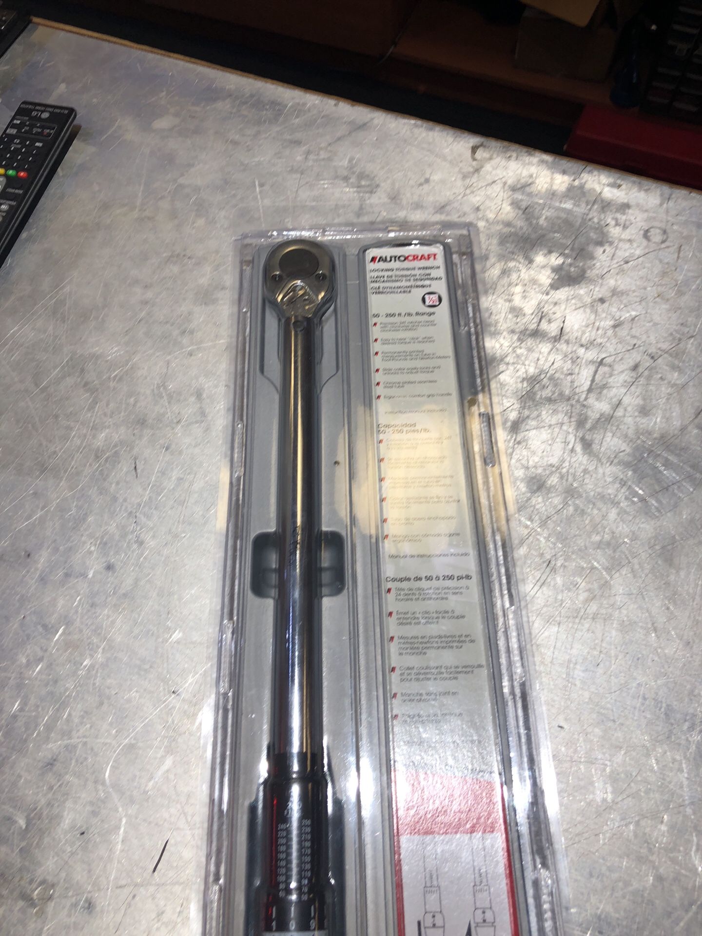 AutoCraft 1 2 Drive Locking Torque Wrench 50 250 FT LBS AC66 for Sale in Hollywood FL OfferUp
