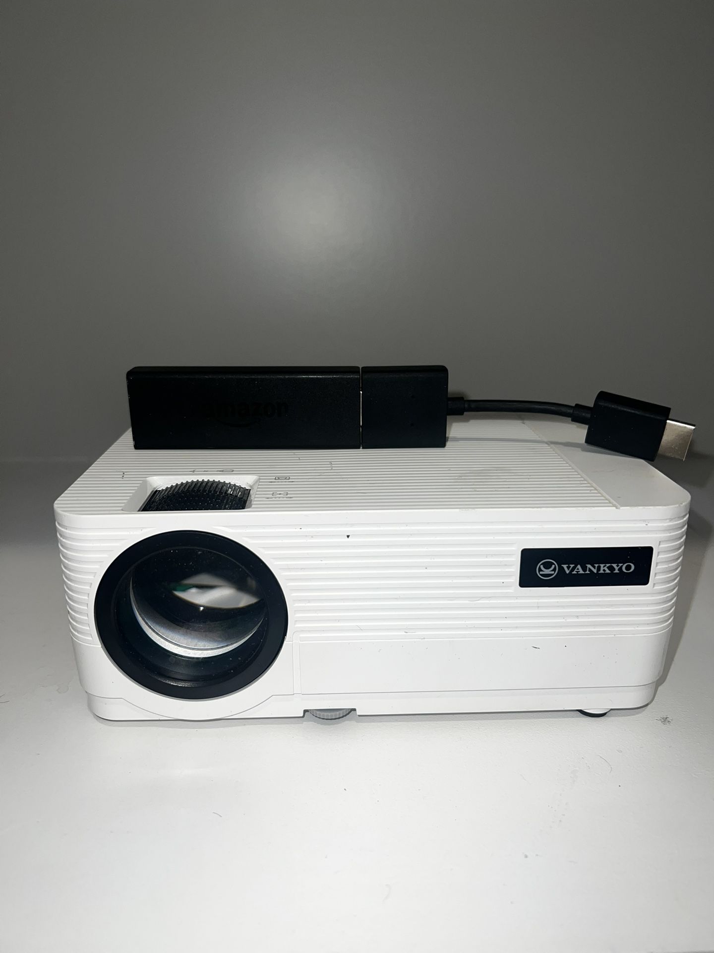 PROJECTOR WITH FIRE STICK for Sale in Zephyrhills, FL - OfferUp