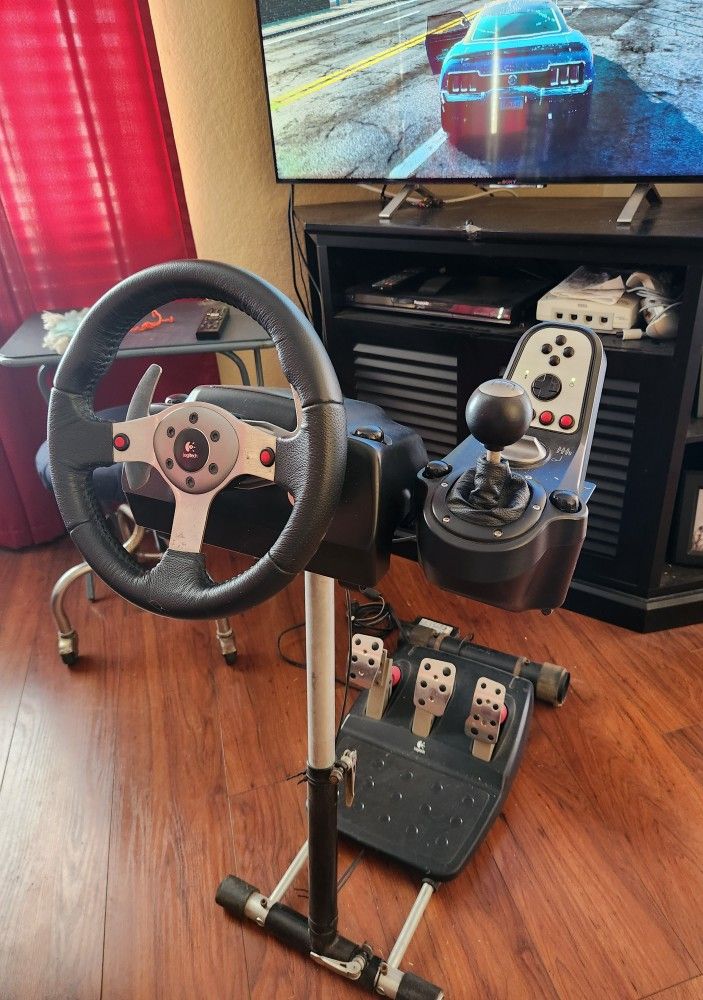 Logitech G25 And Wheel Stand Pro for Sale in San Diego, CA - OfferUp