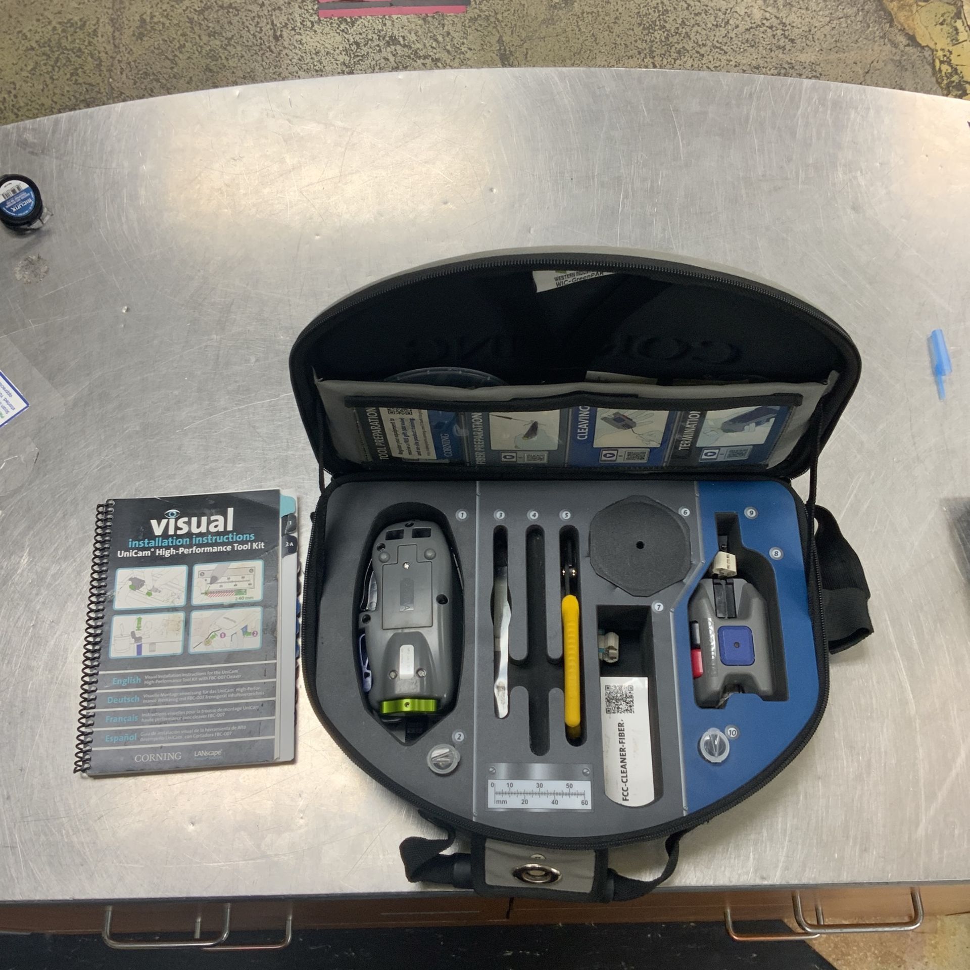 CORNING Uni High Performance Tool Kit for Sale in Miami, FL - OfferUp