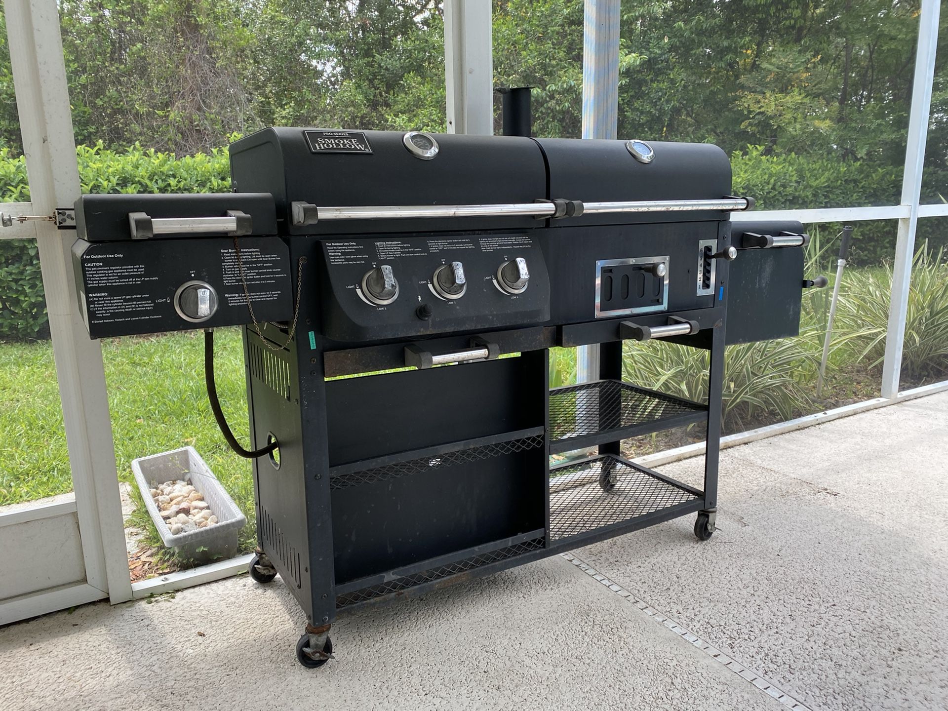 Pro Series Smoke Hollow 4-1 Grill for Sale in Spring Hill, FL - OfferUp