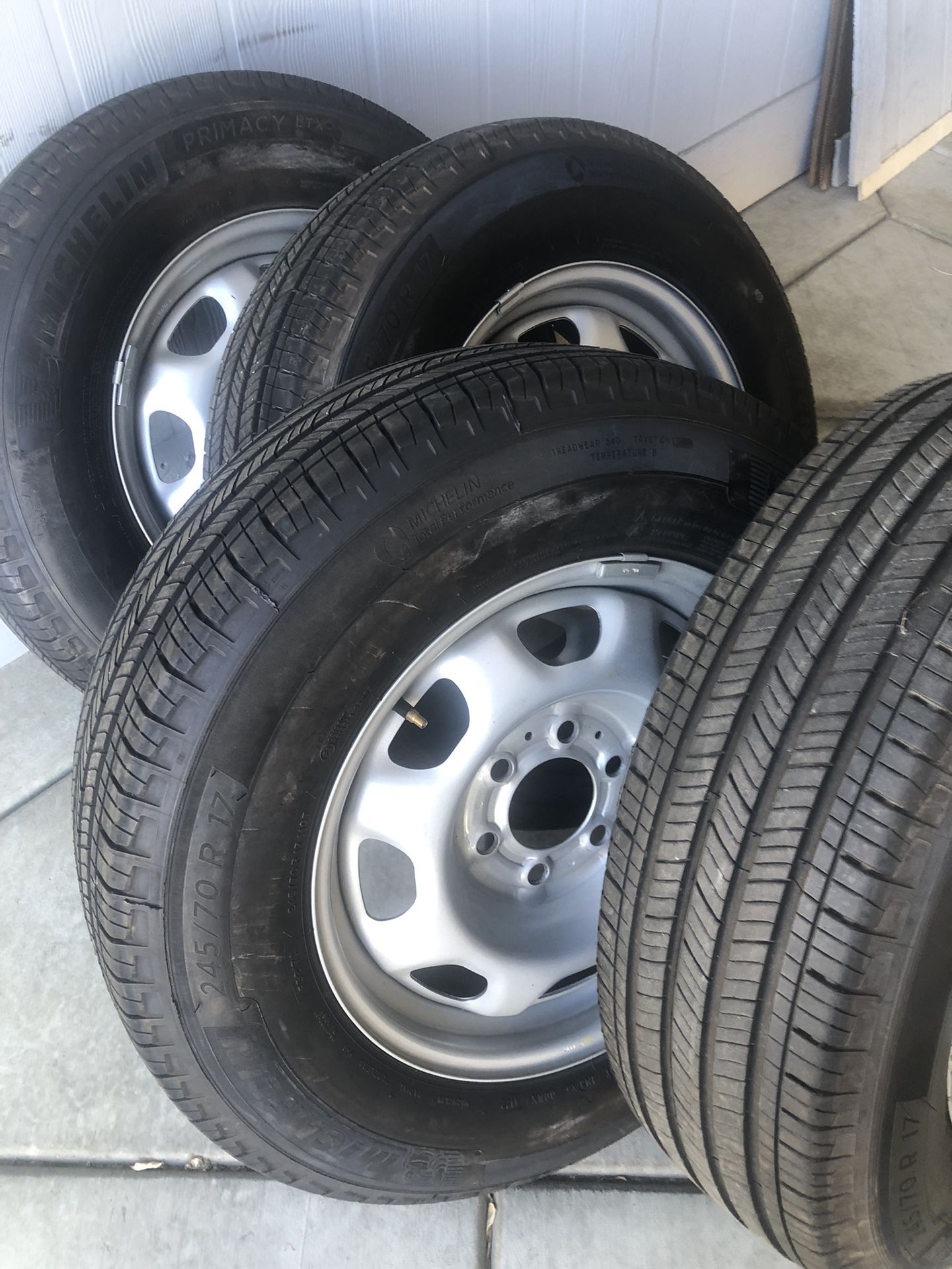 New Ford F-150 Steelies 17” X 7” W/ 245 70 R 17” Michelin LTX Primacy ...