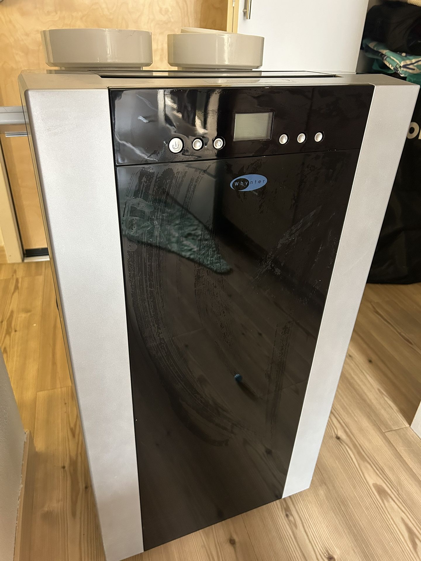 LIKE NEW Portal AC for Sale in Seattle, WA - OfferUp