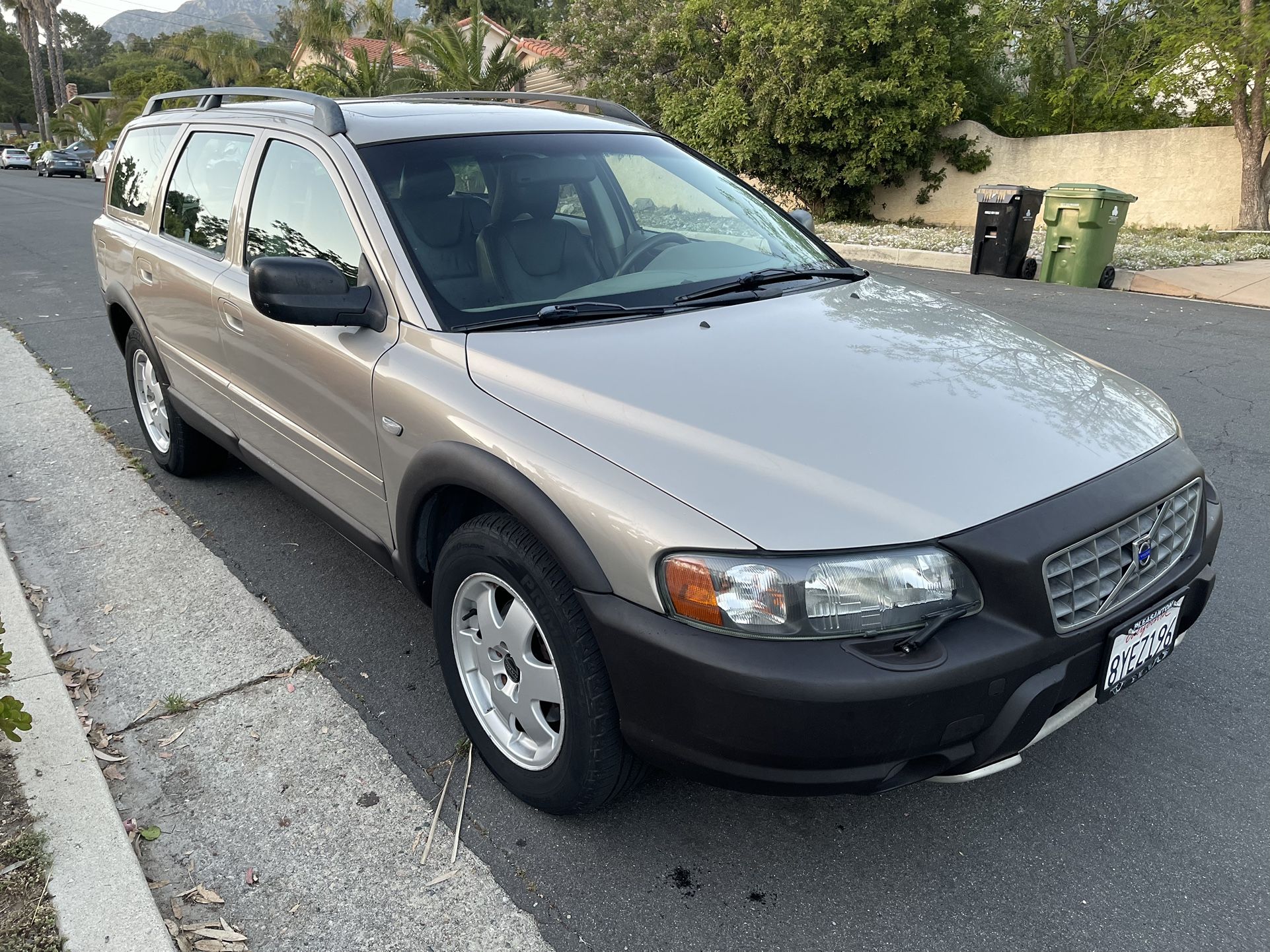 2002 Volvo V70 for Sale in Tujunga, CA - OfferUp