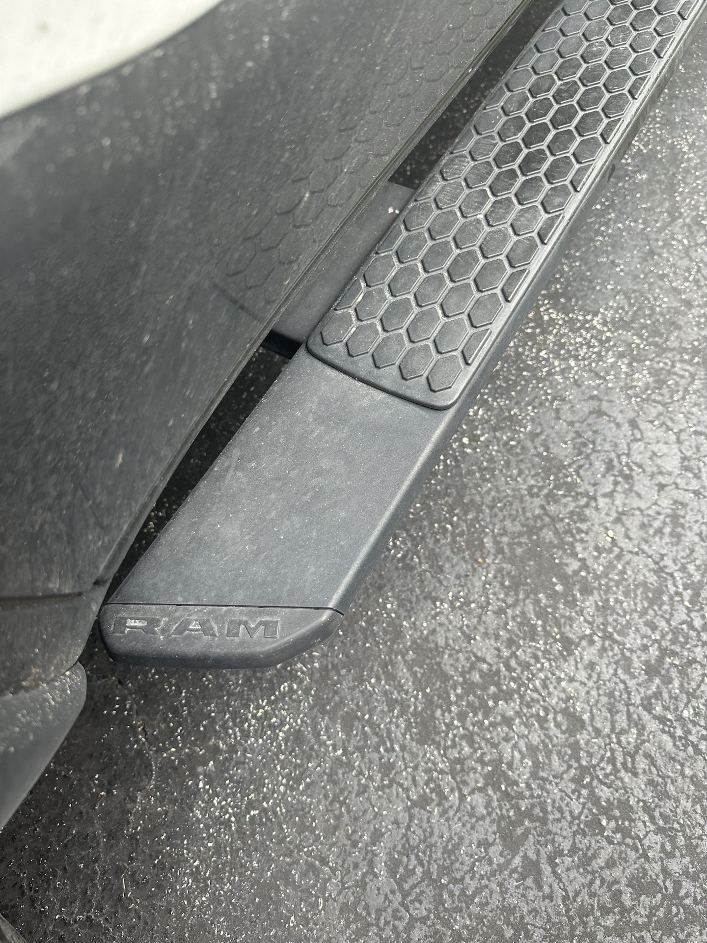 Ram 1500 OEM Running Boards for Sale in Fort Lauderdale, FL - OfferUp