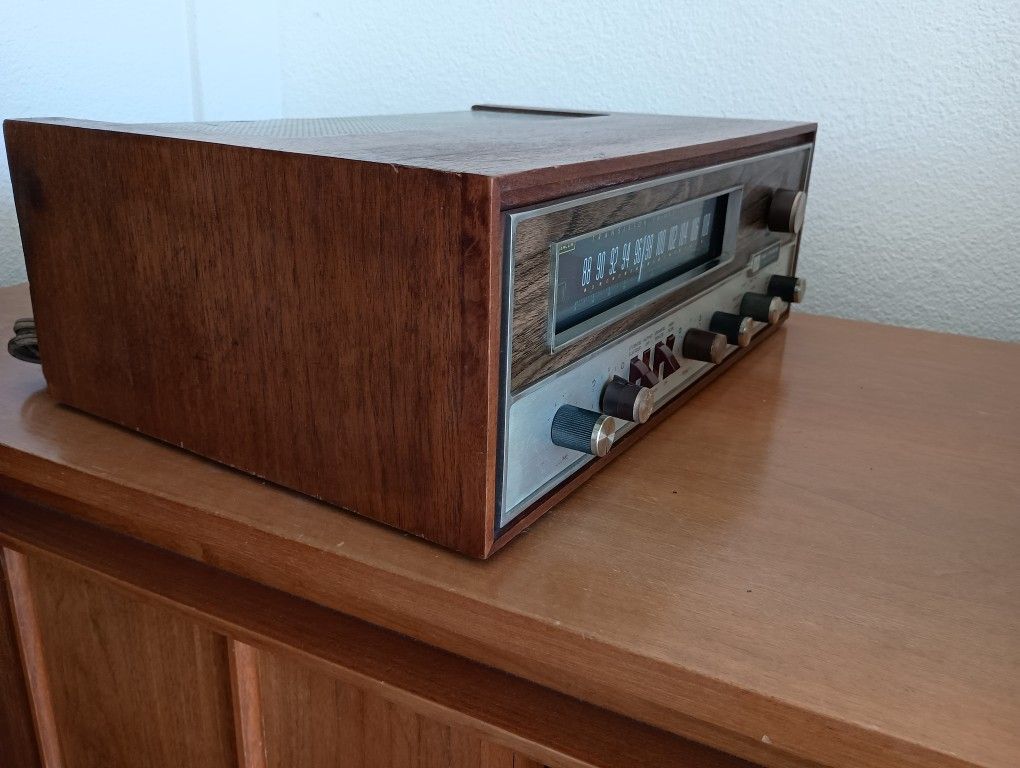 Vintage Fisher Receiver 500t for Sale in Santa Ana, CA - OfferUp