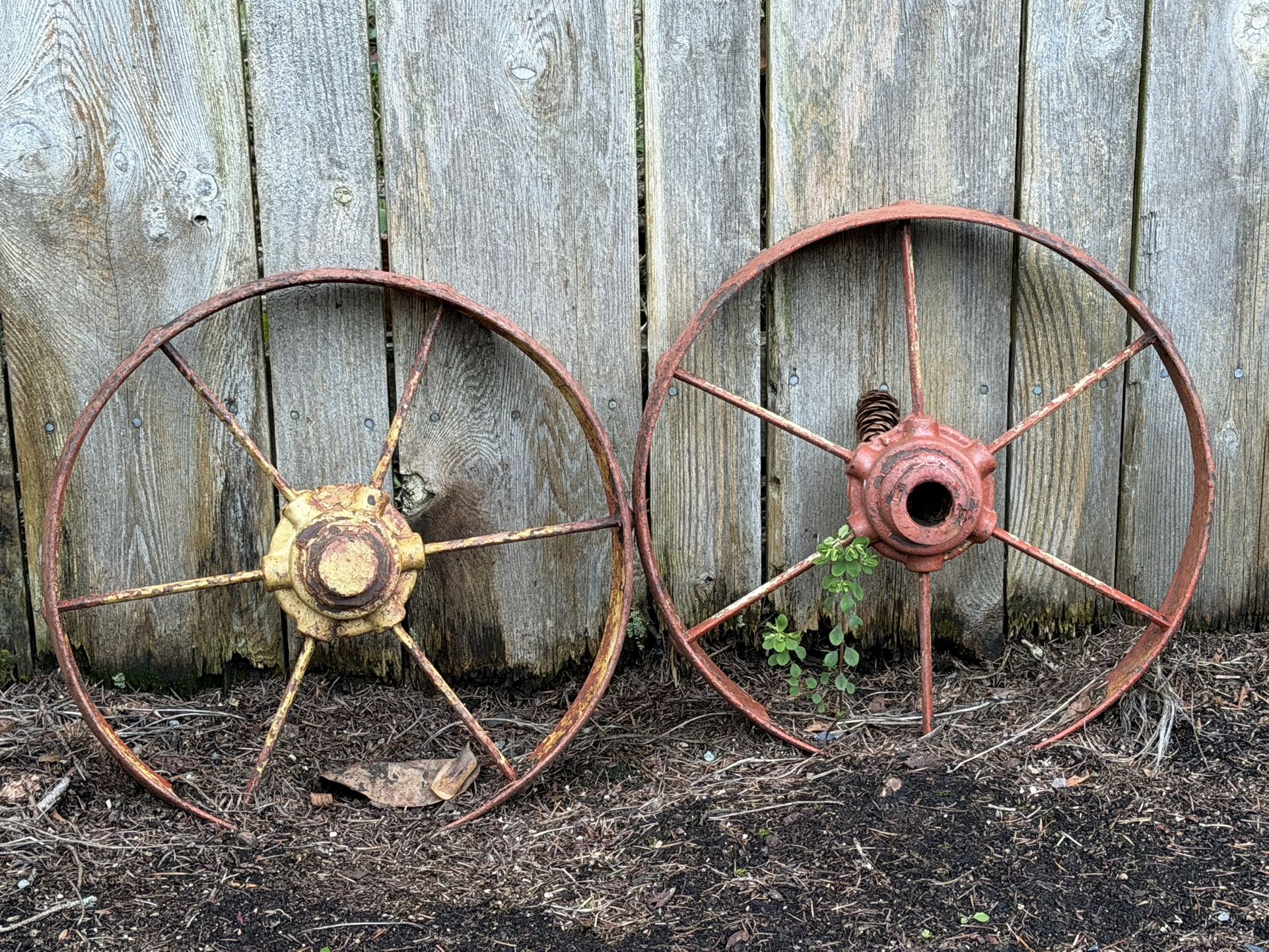 Antique Steel Wagon Wheels for Sale in Tacoma, WA - OfferUp