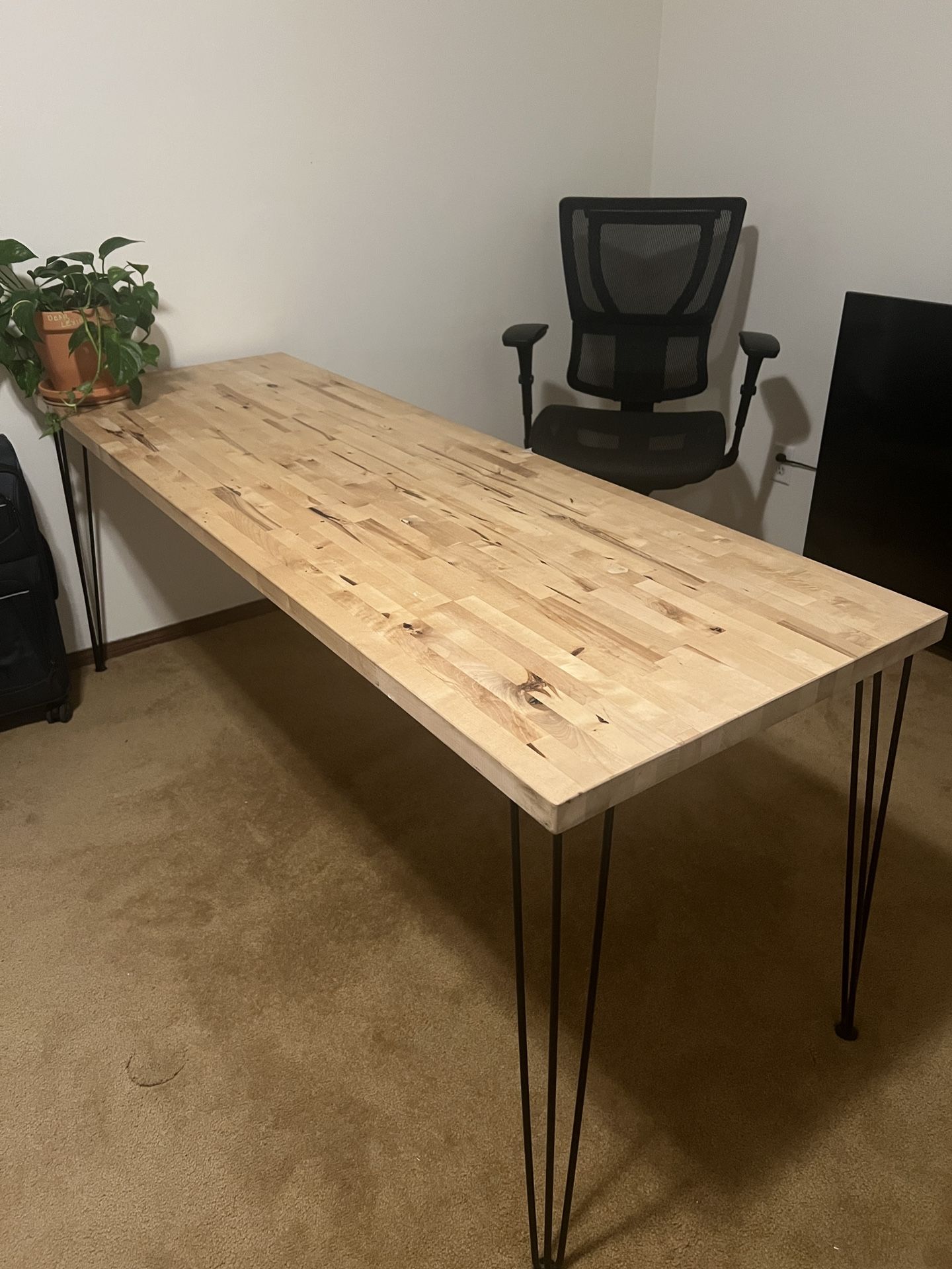 Butcher Block Desk for Sale in Idyllwild-pine Cove, CA - OfferUp