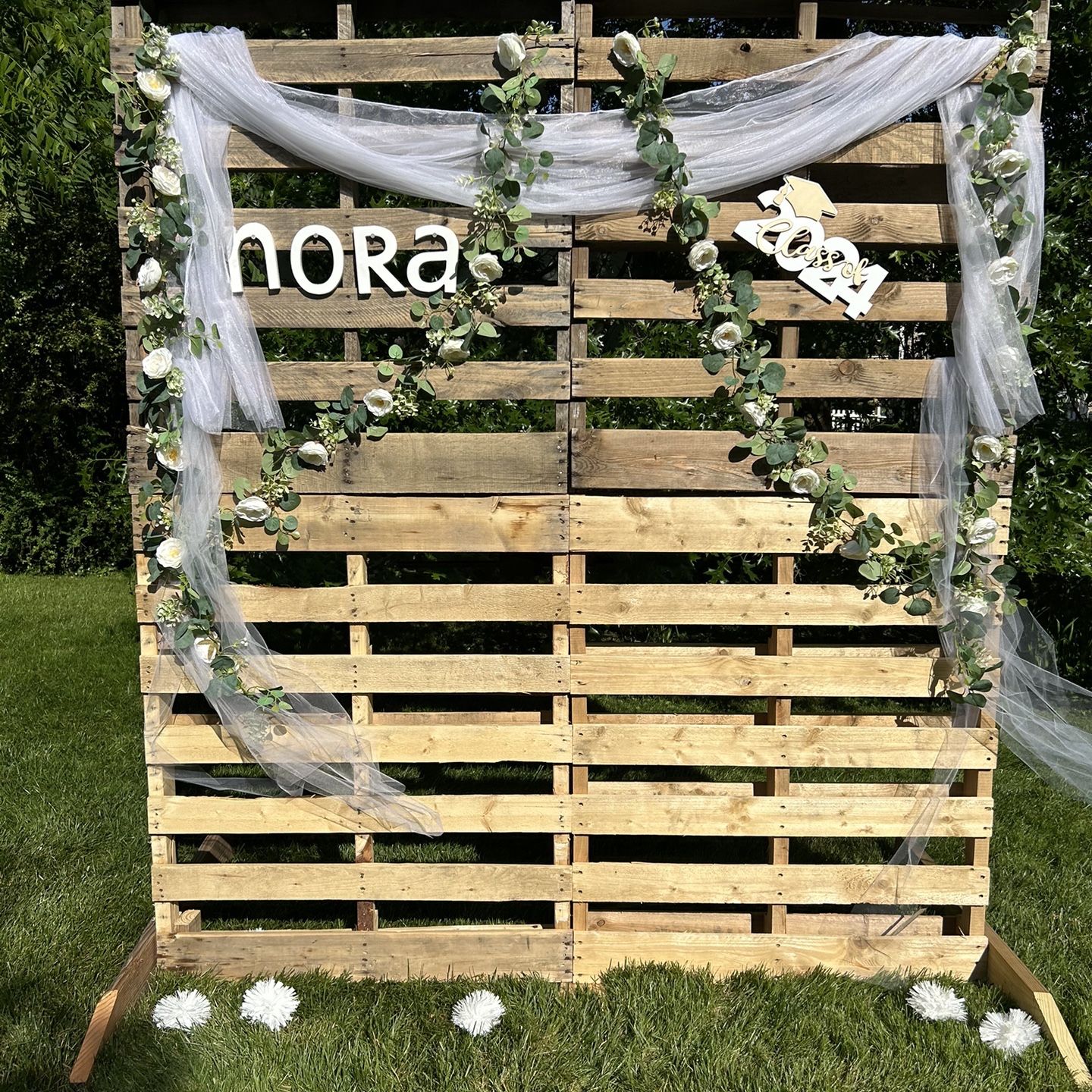 Rustic pallet wedding backdrop 60 photos - Astyledwedding.com
