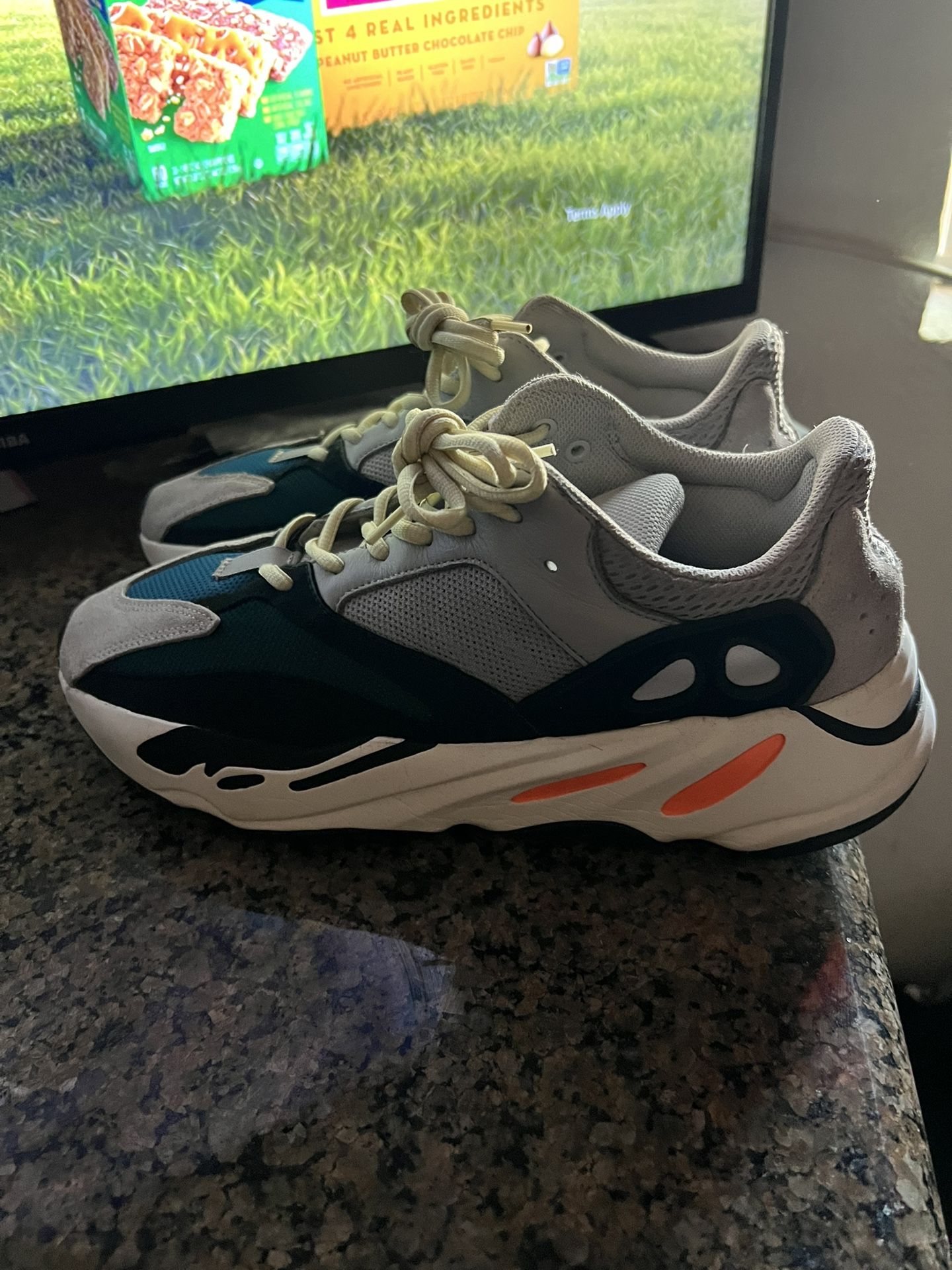 Yeezys 700 for Sale in Phoenix, AZ - OfferUp