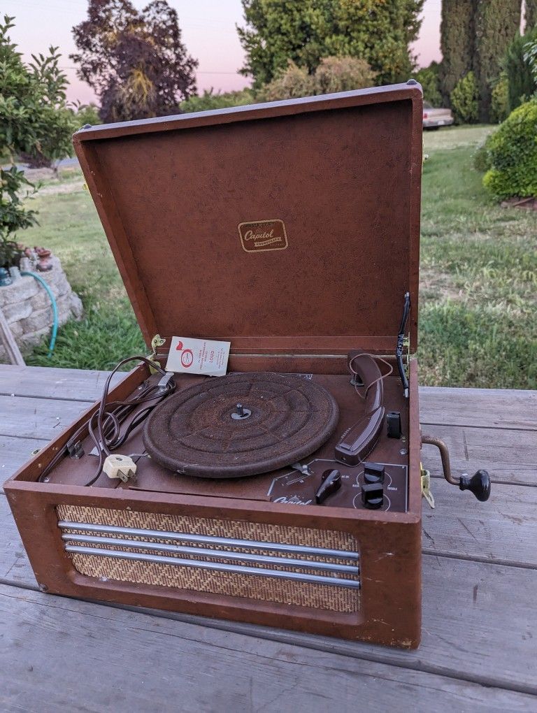 Vintage Capitol Phonograph Model U14 Turntable, Hollywood, USA, AS IS ...