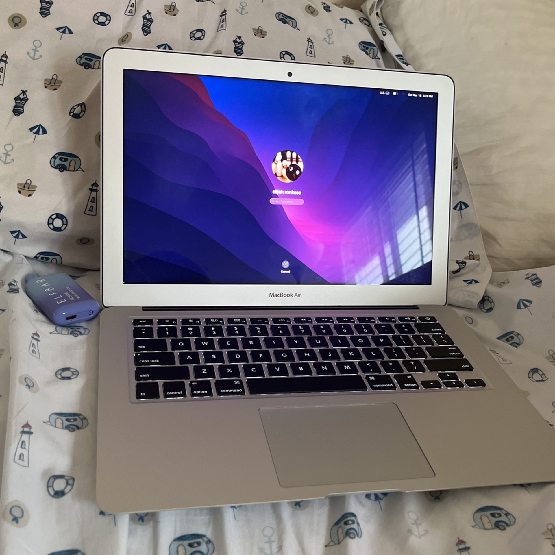 13” MacBook Air for Sale in Costa Mesa, CA - OfferUp