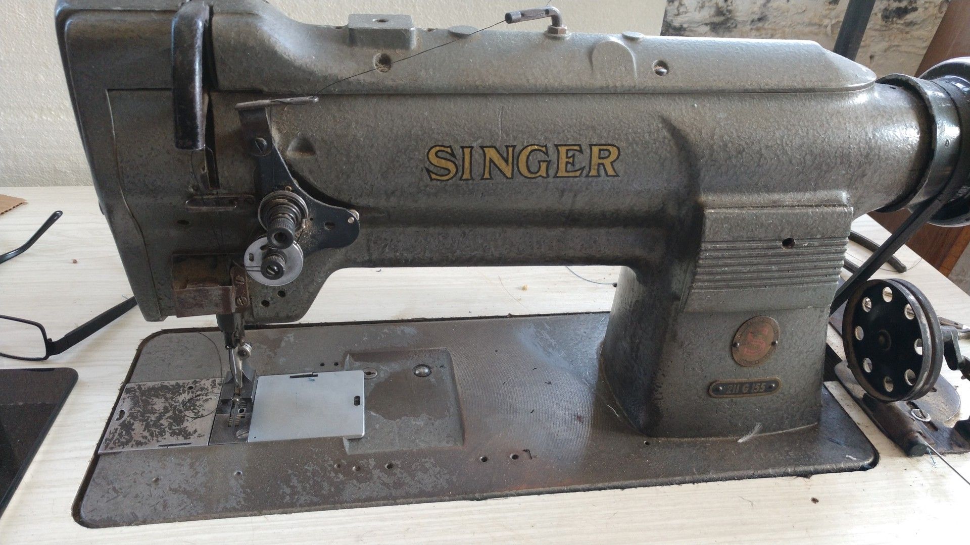 Singer 211 G155 Heavy duty industrial sewing machines for Sale in Mount ...