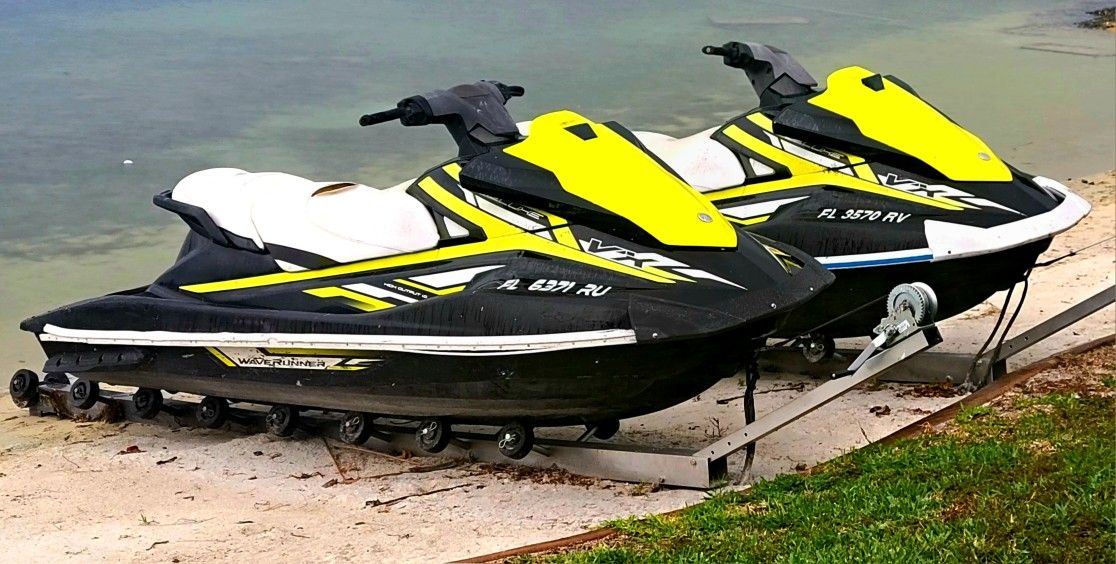 2019 Yamaha VX Deluxe w RIDE for Sale in Miami, FL - OfferUp