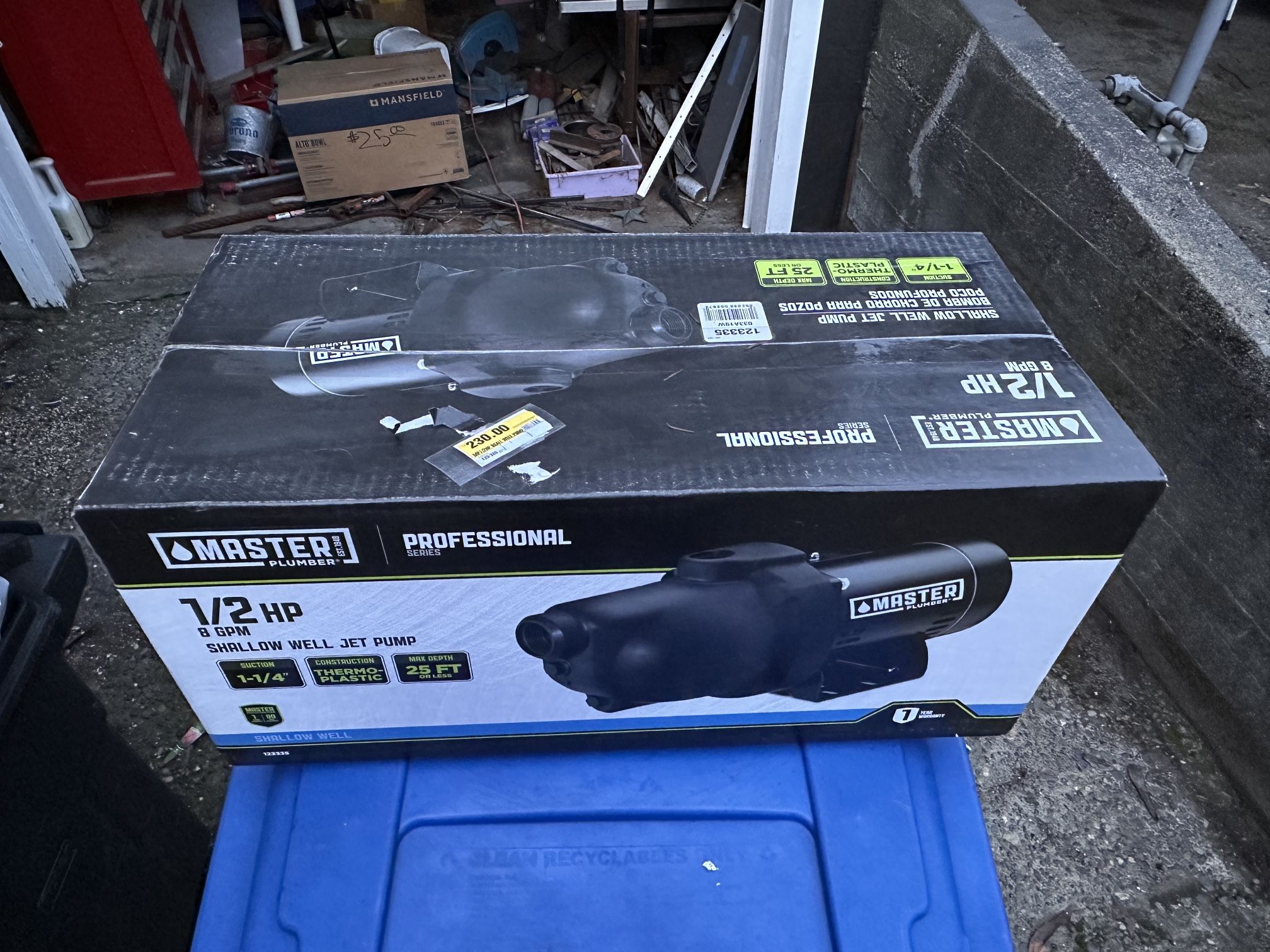 Master Plumber Shallow Well Pump 1/2hp for Sale in Bremerton, WA - OfferUp