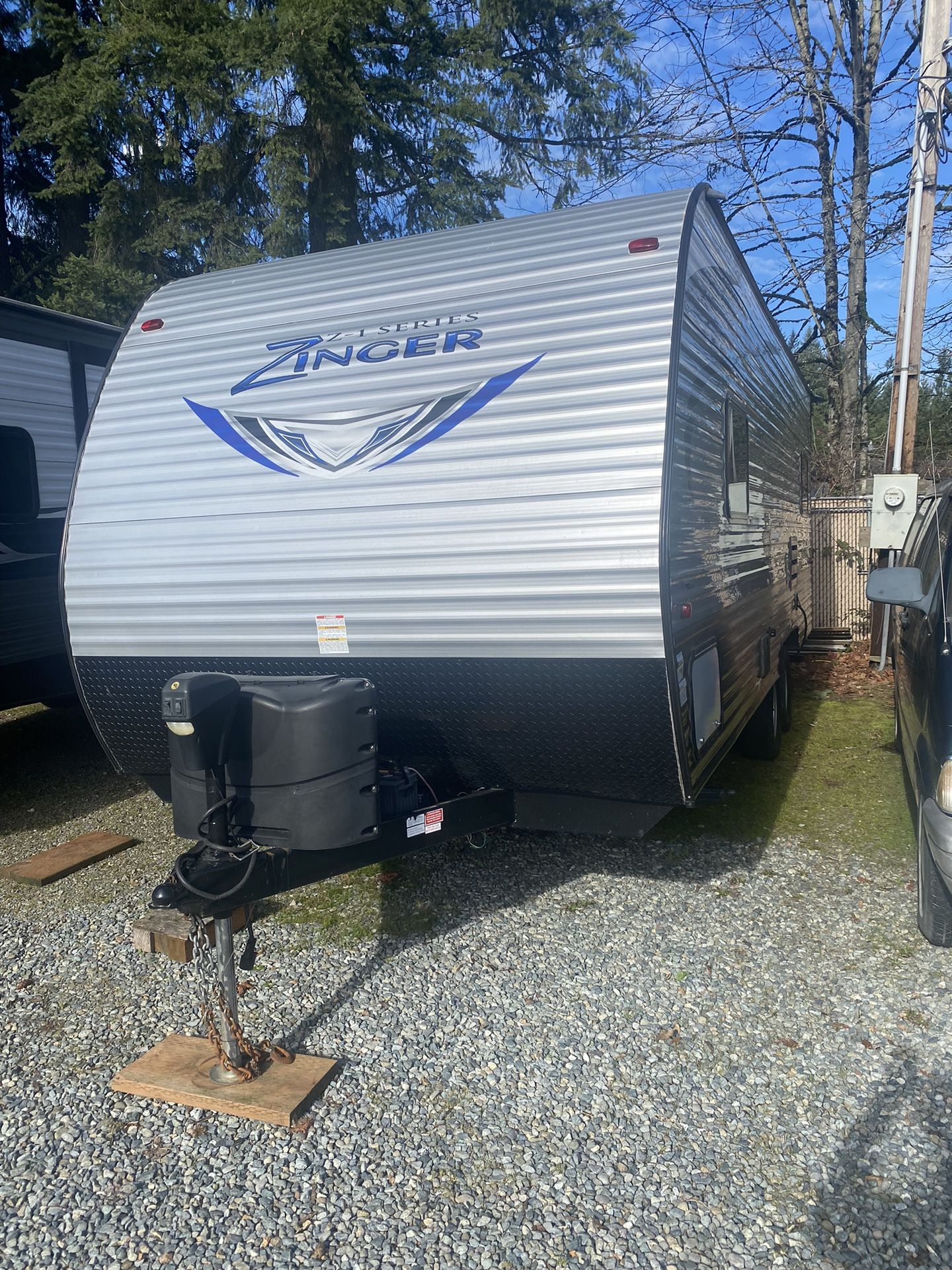 2018 Z-1 Zinger 211RD for Sale in Covington, WA - OfferUp