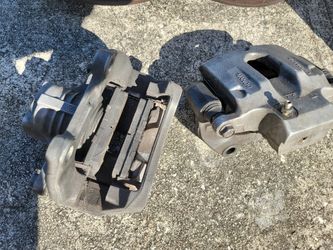 Gm Chevy Rear Brakes Calipers And Rotors for Sale in Dunnellon, FL ...