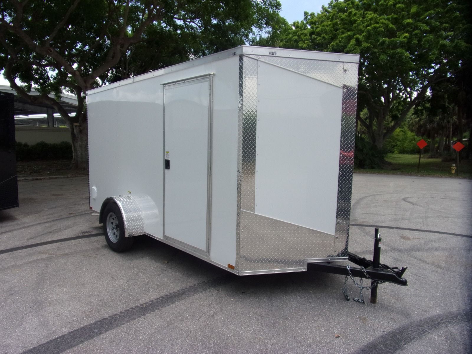 Enclosed Cargo Trailer 3,500lb 6x12 for Sale in Fort Lauderdale, FL ...