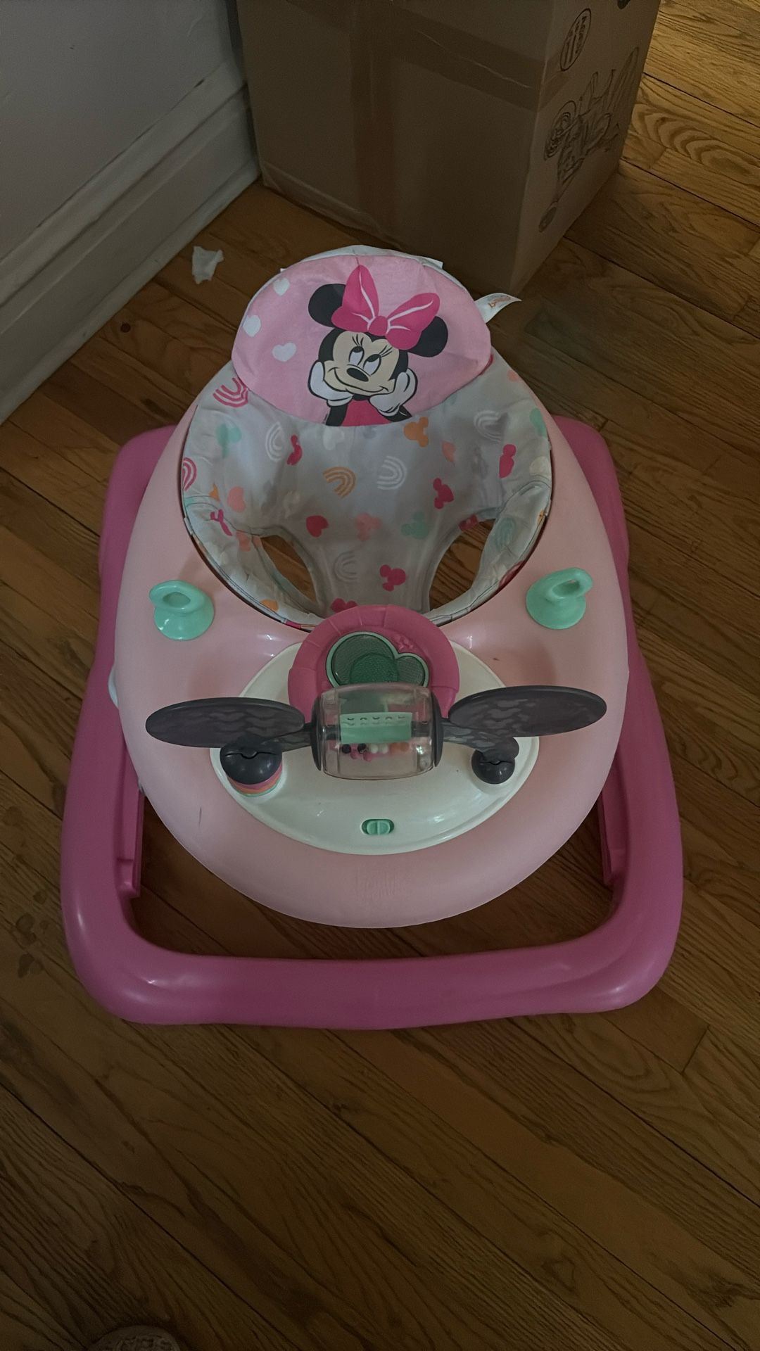 Minnie Mouse Walker
