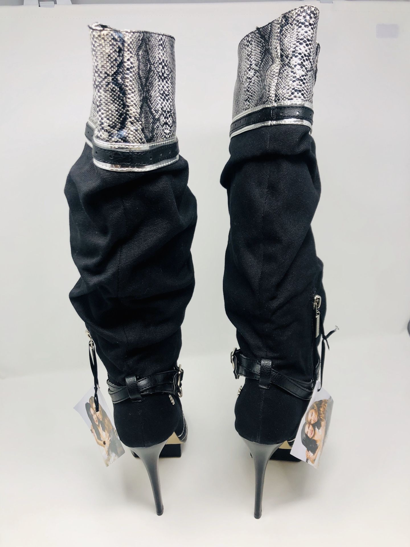 Dereon Boots