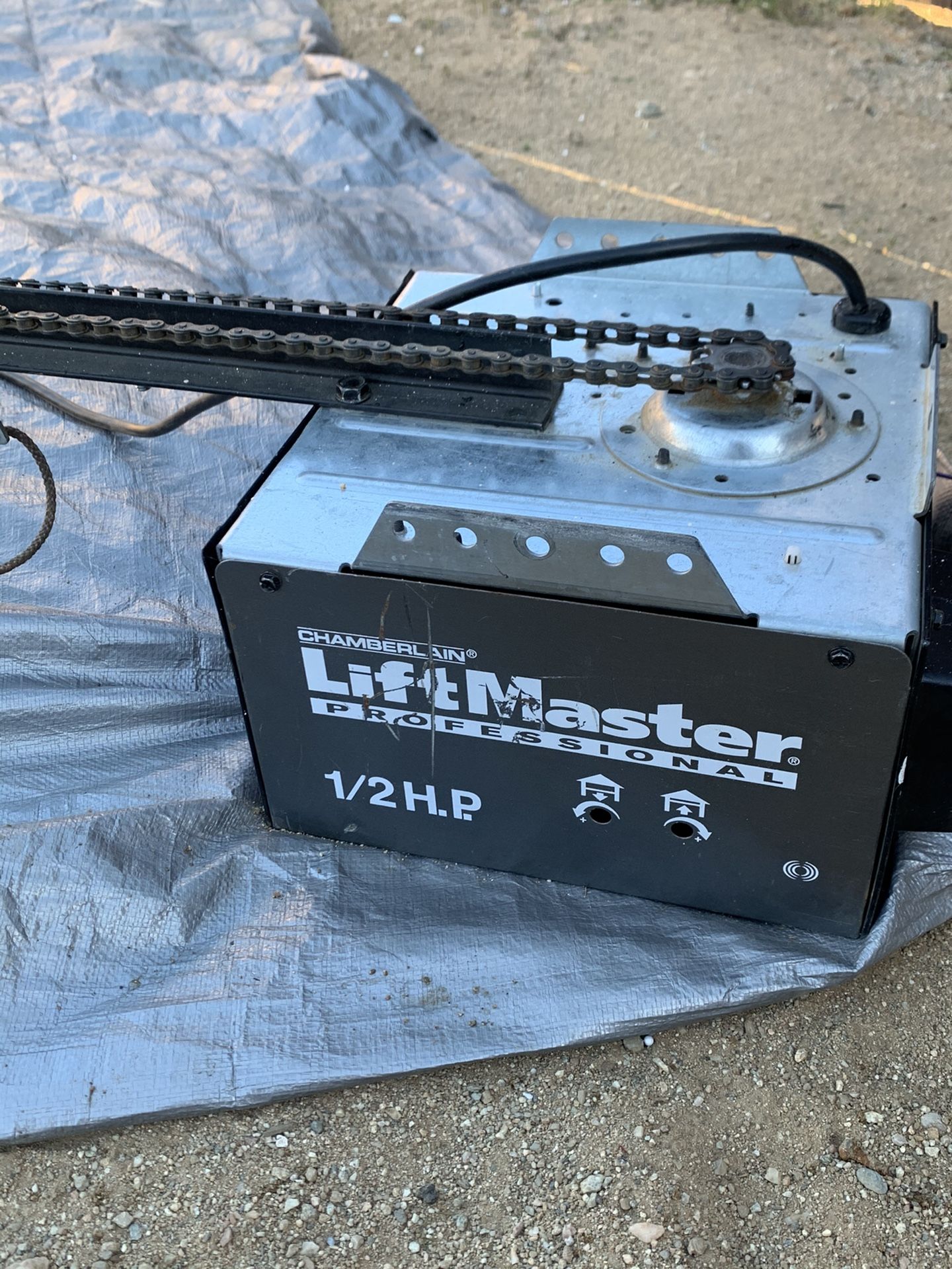 LiftMaster 1/2 HP Garage Door Opener Motor With Track and Chain 10 1/2 ...
