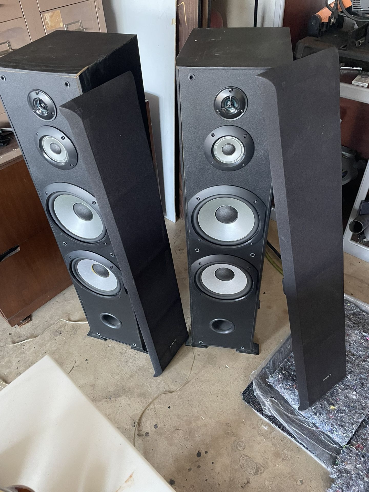 Speakers- Sony SS-F7000P for Sale in Universal City, TX - OfferUp