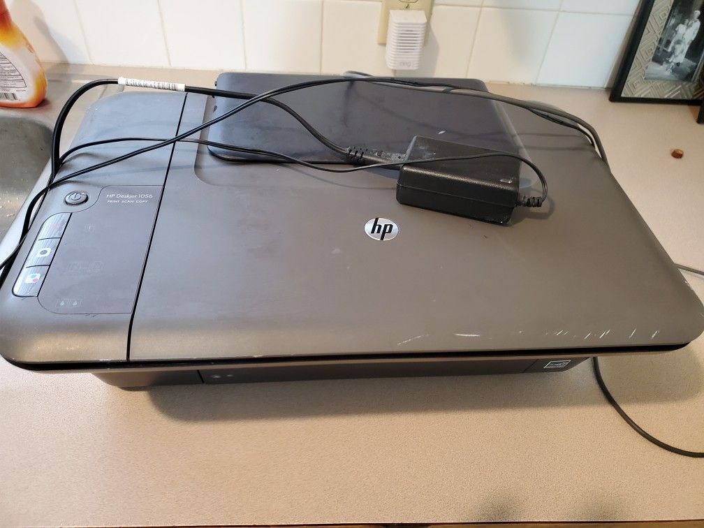 HP Deskjet 1056 printer/scanner/copier for Sale in Port Orchard, WA ...