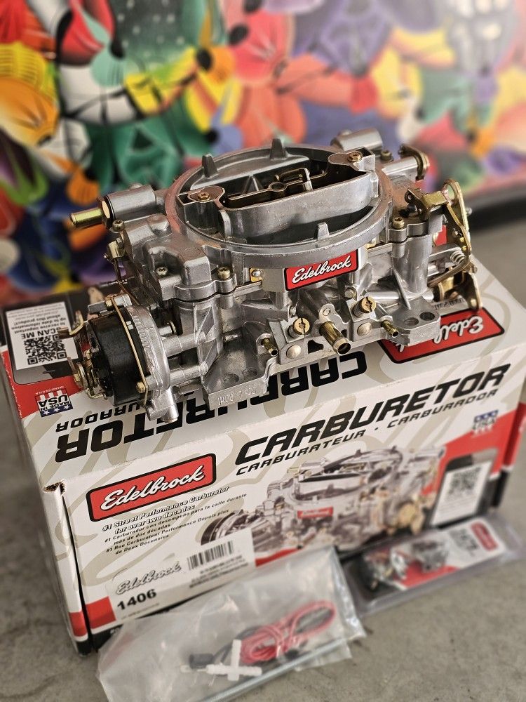 Edelbrock 1406 Carburetor 600 CFM Electric Choke With Extras for Sale ...