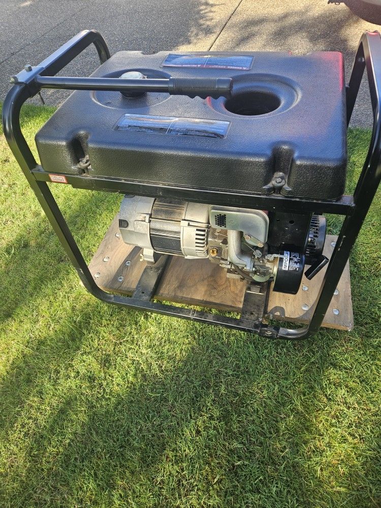 Generac Generator 5000 for Sale in Sherwood, OR - OfferUp