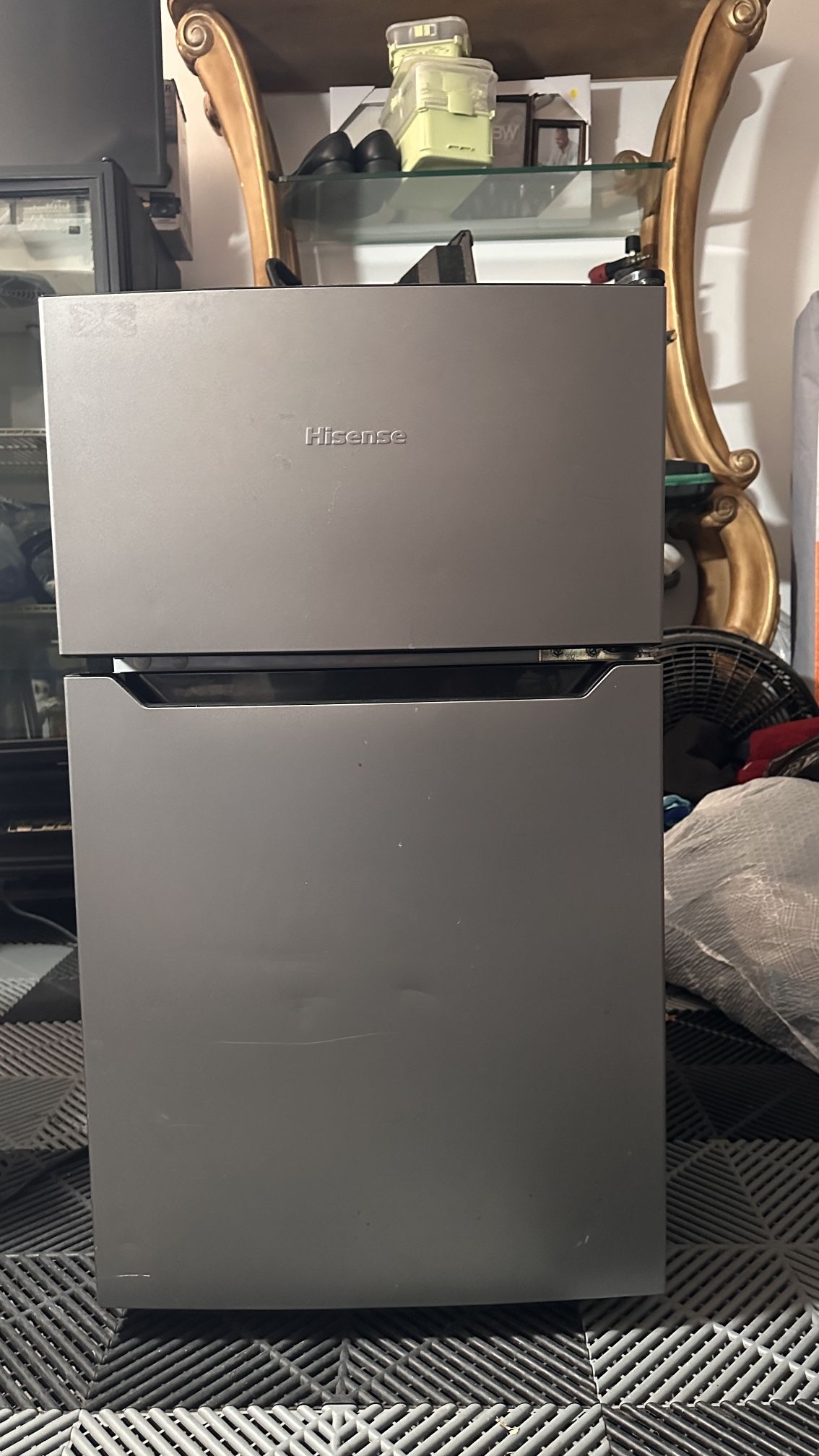 Mini Fridge With Freezer for Sale in Glendale, AZ - OfferUp
