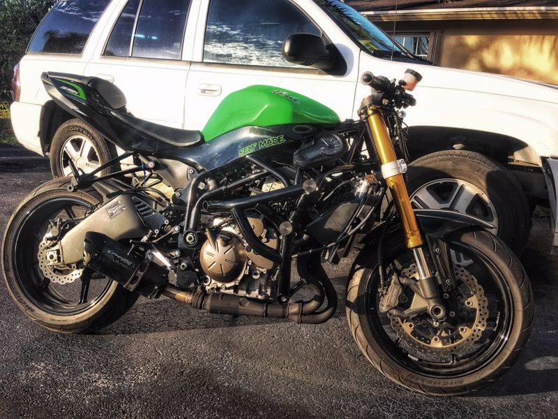 Kawasaki Street Fighter 636