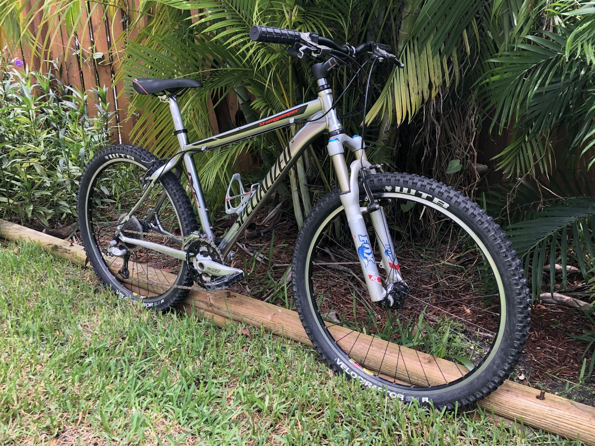 2006 Specialized Stumpjumper M4 Hardtail Online Purchase | www.pinnaxis.com