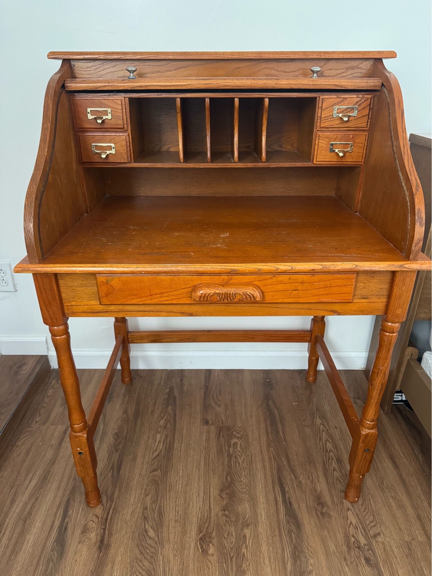 Vintage mid century desk for Sale in Delano, CA - OfferUp