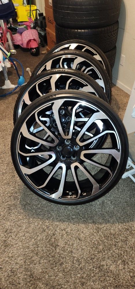 24 INCH RIMS 5X120 for Sale in Phoenix, AZ - OfferUp
