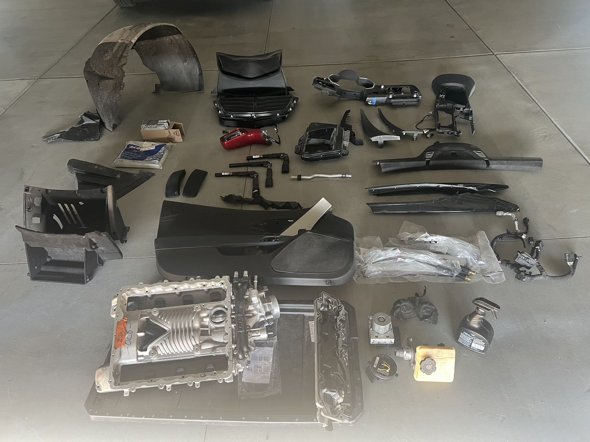 C7 Corvette Parts From 2 Cars. One Stingray Z51 & 1 Z06 for Sale in ...