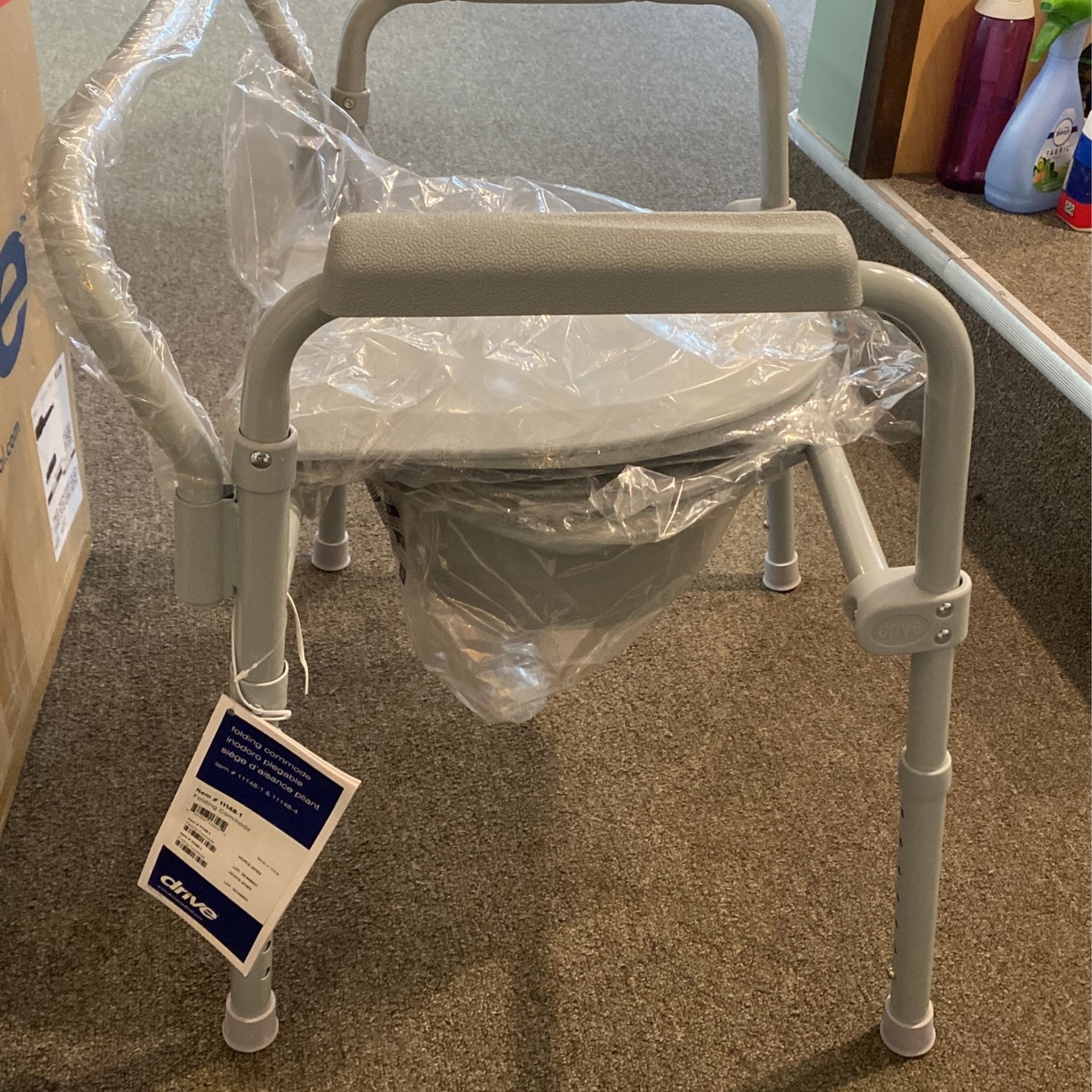 Drive Medical 11148-1 Folding Steel Bedside Commode Chair, Portable ...