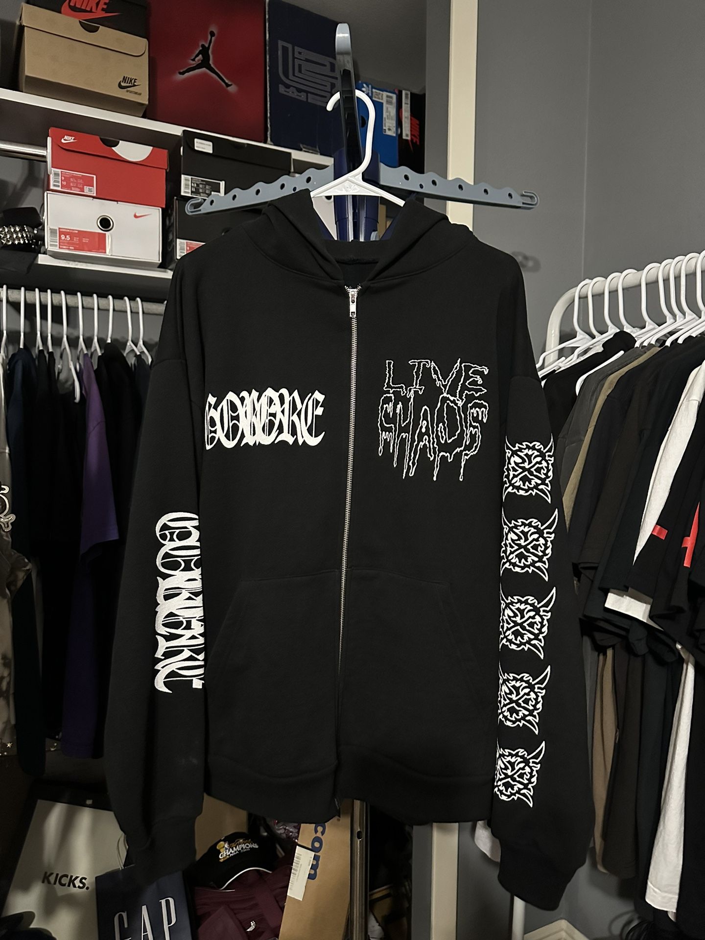 Ken Carson A Great Chaos Tour Hoodie for Sale in San Antonio, TX - OfferUp