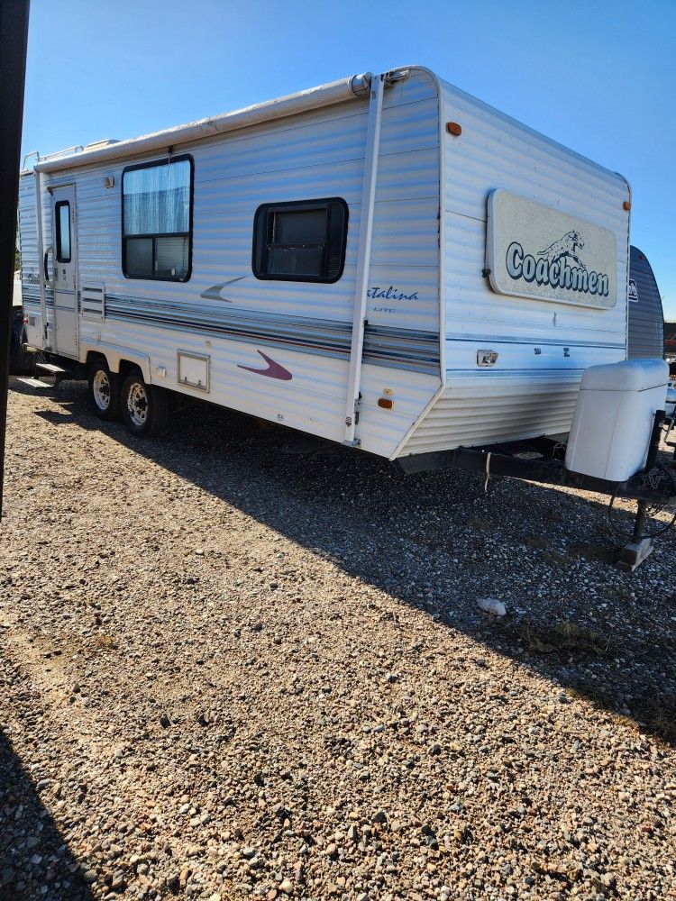 2000 Coachman Travel Trailer $6,800 for Sale in Guadalupe, AZ - OfferUp