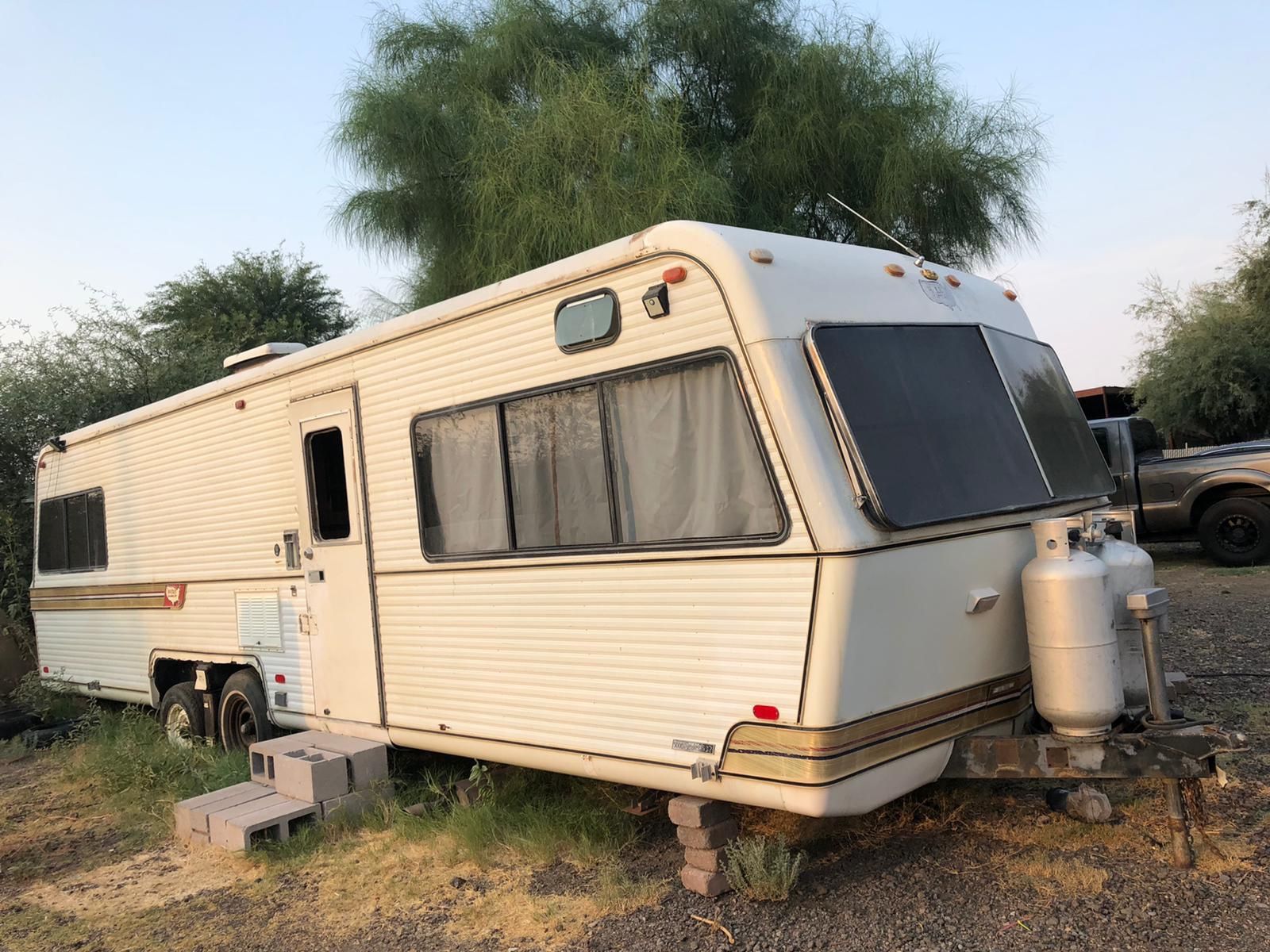 1979 holiday rambler travel trailer for Sale in Tolleson, AZ - OfferUp