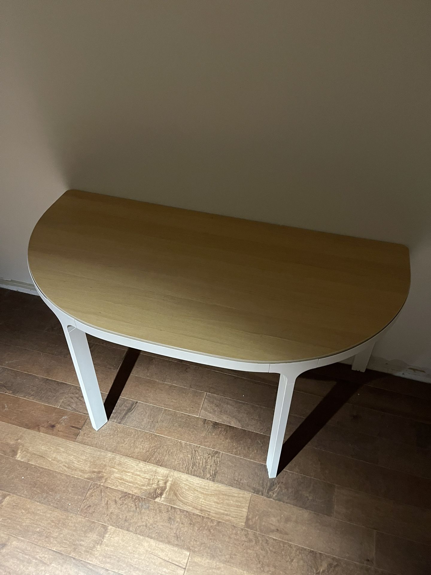 BEKANT Table Top Half Round IKEA for Sale in Federal Way WA OfferUp
