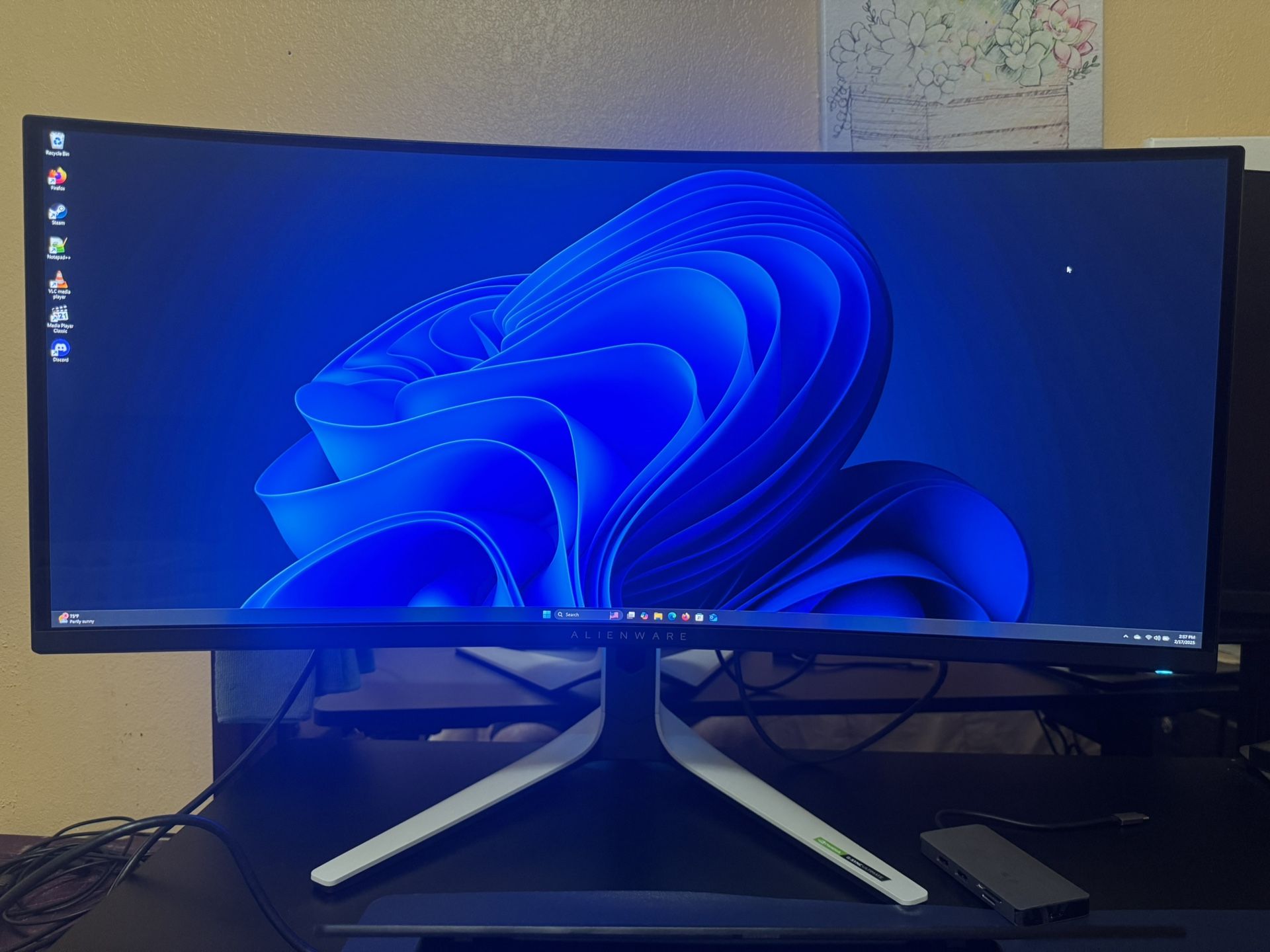 Alienware 3423DW OLED Monitor for Sale in Palmview, TX - OfferUp