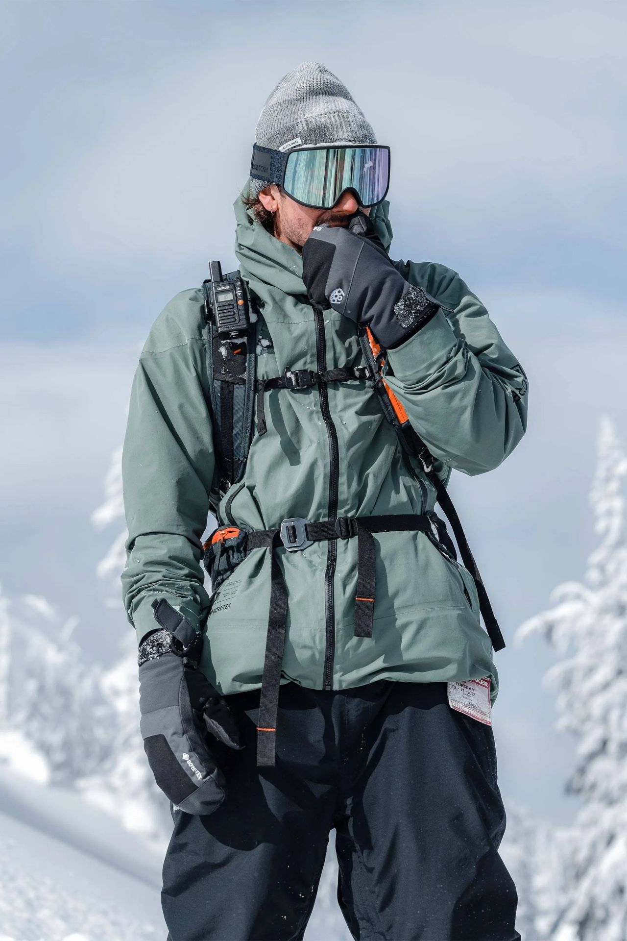 686 Men's GORE-TEX Hydrastash Sync Jacket for Sale in San Diego, CA ...